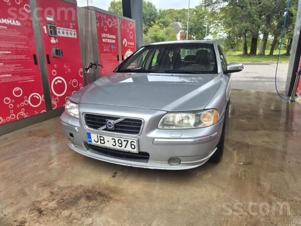 Volvo S60 2008 Cēsis vietnē Pelēks Volvo S60 2008 Cēsis, ar dzinēja tilpumu 2.40 L un nobraukumu 283 tūkst. km par 1500 €, foto 1 vietnē AUTOMOTO.COM.LV