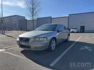 Pelēks Volvo S60 2009 Rīga, ar dzinēja tilpumu 2.40 L un nobraukumu 303 tūkst. km par 1450 €, foto 1 vietnē AUTOMOTO.COM.LV