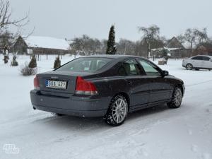Pelēks Volvo S60 2009 Šalčininkai, ar dzinēja tilpumu 2.40 L un nobraukumu 269 tūkst. km par 2850 €, foto 4 vietnē AUTOMOTO.COM.LV
