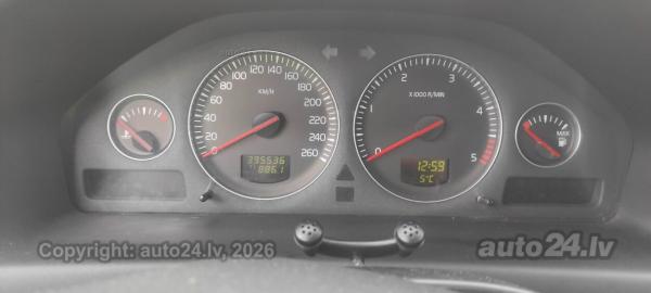 Grey Volvo S60 2009 in Tallinn, with an engine capacity of 2.40 L and mileage of 395 thousand km for 3999 €, photo 7 on AUTOMOTO.COM.LV