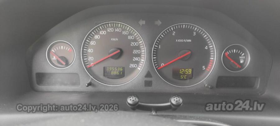 Grey Volvo S60 2009 in Tallinn, with an engine capacity of 2.40 L and mileage of 395 thousand km for 3999 €, photo 8 on AUTOMOTO.COM.LV