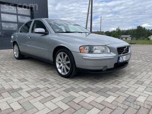 Pelēks Volvo S60 2009 Ogre, ar dzinēja tilpumu 2.40 L un nobraukumu 0 tūkst. km par 4970 €, foto 7 vietnē AUTOMOTO.COM.LV