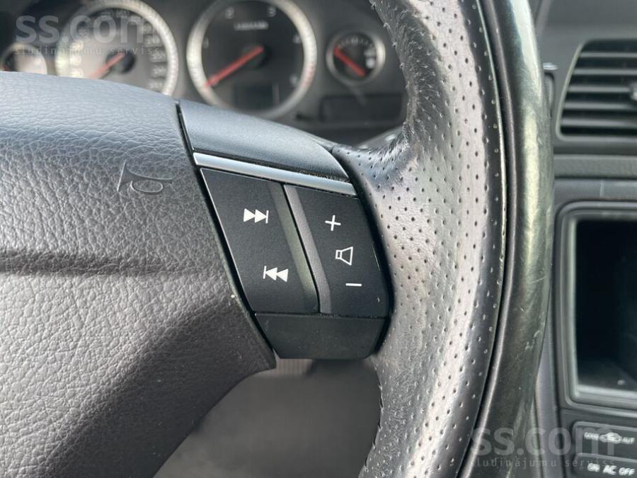 Pelēks Volvo S60 2009 Ogre, ar dzinēja tilpumu 2.40 L un nobraukumu 0 tūkst. km par 4970 €, foto 12 vietnē AUTOMOTO.COM.LV