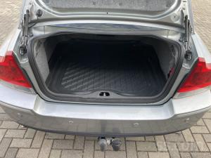 Pelēks Volvo S60 2009 Ogre, ar dzinēja tilpumu 2.40 L un nobraukumu 0 tūkst. km par 4970 €, foto 18 vietnē AUTOMOTO.COM.LV