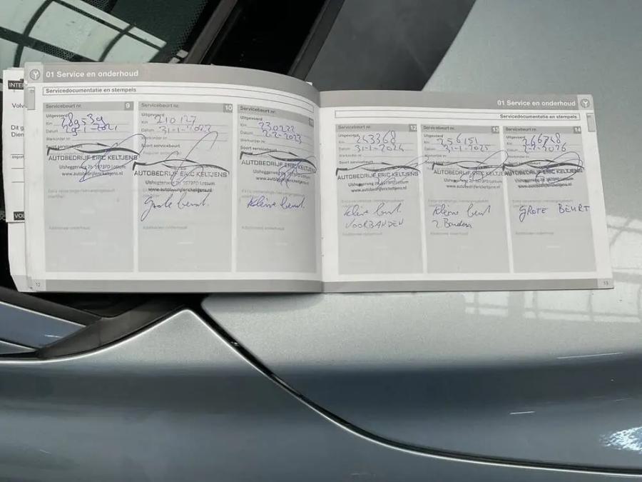 Pelēks Volvo S60 2009 Mārupe, ar dzinēja tilpumu 2.40 L un nobraukumu 271 tūkst. km par 4950 €, foto 6 vietnē AUTOMOTO.COM.LV