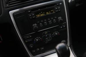 Grey Volvo S60 2009 in Riga, with an engine capacity of 2.40 L and mileage of 321 thousand km for 2490 €, photo 20 on AUTOMOTO.COM.LV