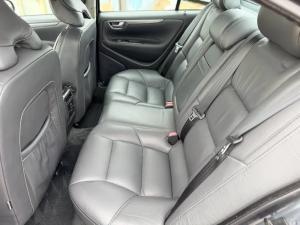 Pelēks Volvo S60 2009 Rīga, ar dzinēja tilpumu 2.50 L un nobraukumu 258 tūkst. km par 5995 €, foto 8 vietnē AUTOMOTO.COM.LV