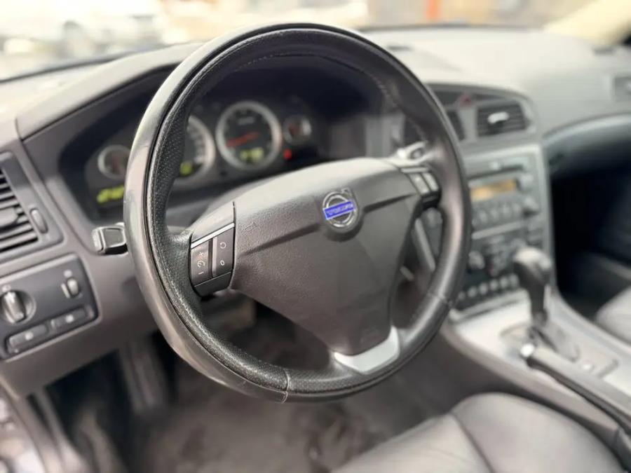 Pelēks Volvo S60 2009 Rīga, ar dzinēja tilpumu 2.50 L un nobraukumu 258 tūkst. km par 5995 €, foto 15 vietnē AUTOMOTO.COM.LV