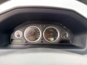 Pelēks Volvo S60 2009 Rīga, ar dzinēja tilpumu 2.50 L un nobraukumu 258 tūkst. km par 5995 €, foto 16 vietnē AUTOMOTO.COM.LV