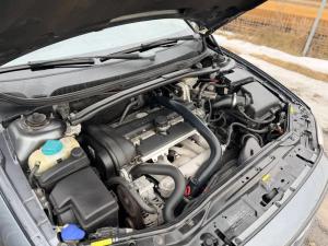 Pelēks Volvo S60 2009 Rīga, ar dzinēja tilpumu 2.50 L un nobraukumu 258 tūkst. km par 5995 €, foto 21 vietnē AUTOMOTO.COM.LV