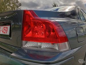 Grey Volvo S60 2009 in Vilnius, with an engine capacity of 2.40 L and mileage of 262 thousand km for 3300 €, photo 15 on AUTOMOTO.COM.LV