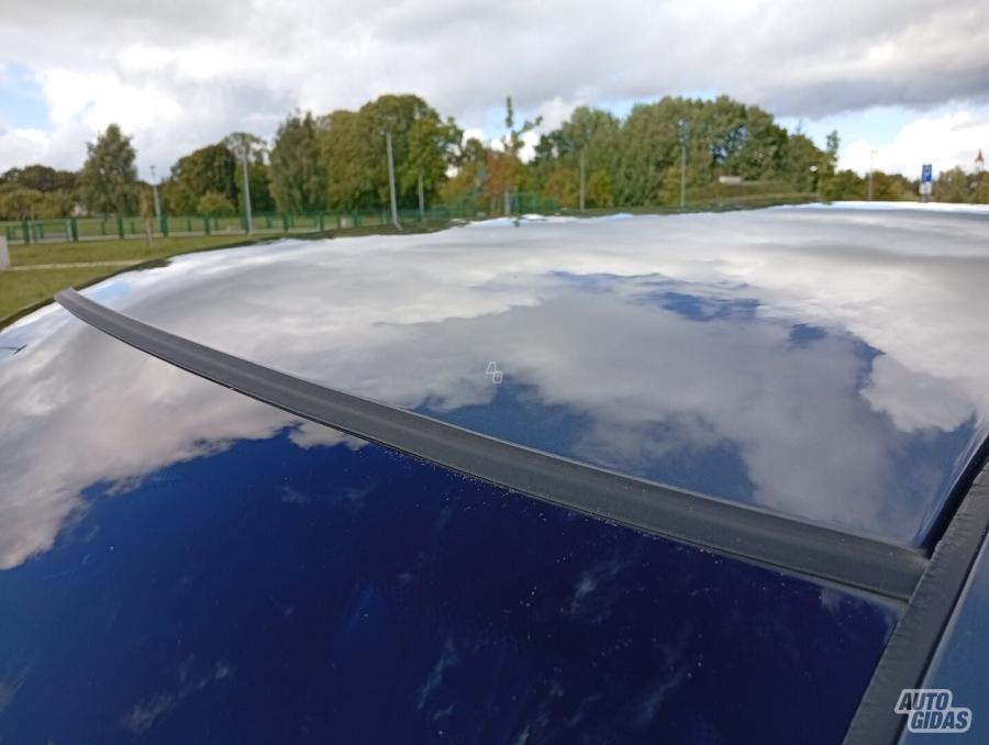 Grey Volvo S60 2009 in Vilnius, with an engine capacity of 2.40 L and mileage of 262 thousand km for 3300 €, photo 16 on AUTOMOTO.COM.LV