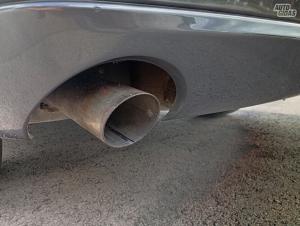 Grey Volvo S60 2009 in Vilnius, with an engine capacity of 2.40 L and mileage of 262 thousand km for 3300 €, photo 17 on AUTOMOTO.COM.LV