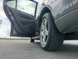 Grey Volvo S60 2009 in Vilnius, with an engine capacity of 2.40 L and mileage of 262 thousand km for 3300 €, photo 20 on AUTOMOTO.COM.LV