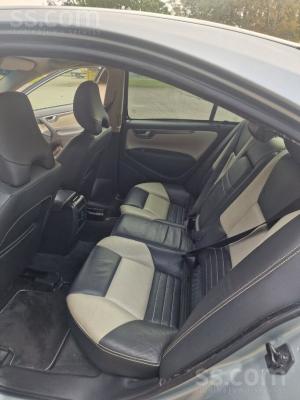 Grey Volvo S60 2009 in Jurmala, with an engine capacity of 2.40 L and mileage of 392 thousand km for 3478 €, photo 13 on AUTOMOTO.COM.LV