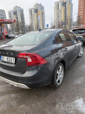 Grey Volvo S60 2010 in Riga, with an engine capacity of 2.00 L and mileage of 302 thousand km for 5350 €, photo 2 on AUTOMOTO.COM.LV
