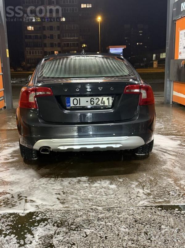 Pelēks Volvo S60 2010 Rīga, ar dzinēja tilpumu 2.00 L un nobraukumu 303 tūkst. km par 5200 €, foto 7 vietnē AUTOMOTO.COM.LV