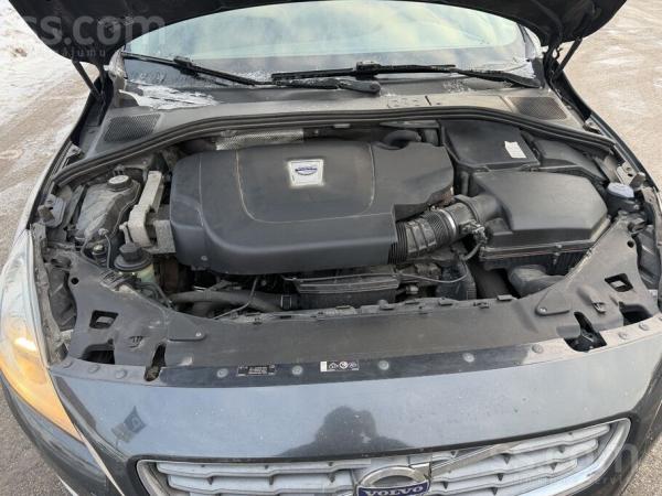 Pelēks Volvo S60 2010 Rīga, ar dzinēja tilpumu 2.00 L un nobraukumu 302 tūkst. km par 5650 €, foto 4 vietnē AUTOMOTO.COM.LV