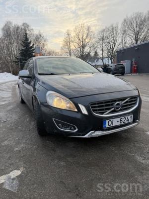 Grey Volvo S60 2010 in Riga, with an engine capacity of 2.00 L and mileage of 302 thousand km for 5650 €, photo  on AUTOMOTO.COM.LV
