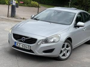 Pelēks Volvo S60 2010 Jūrmala, ar dzinēja tilpumu 2.00 L un nobraukumu 346 tūkst. km par 3850 €, foto 6 vietnē AUTOMOTO.COM.LV