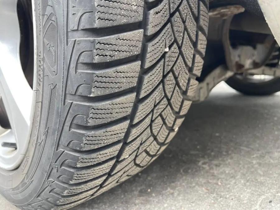 Pelēks Volvo S60 2010 Jūrmala, ar dzinēja tilpumu 2.00 L un nobraukumu 346 tūkst. km par 3850 €, foto 20 vietnē AUTOMOTO.COM.LV