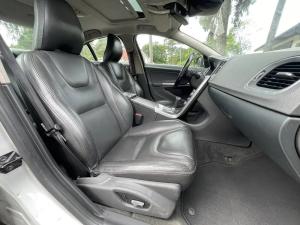 Pelēks Volvo S60 2010 Jūrmala, ar dzinēja tilpumu 2.00 L un nobraukumu 346 tūkst. km par 3850 €, foto 27 vietnē AUTOMOTO.COM.LV