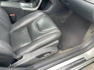 Pelēks Volvo S60 2010 Jūrmala, ar dzinēja tilpumu 2.00 L un nobraukumu 346 tūkst. km par 3850 €, foto 28 vietnē AUTOMOTO.COM.LV