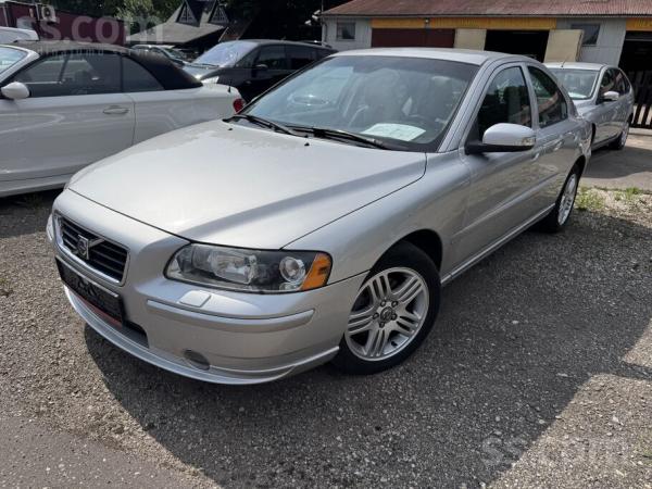 Pelēks Volvo S60 2010 Rīga, ar dzinēja tilpumu 2.40 L un nobraukumu 207 tūkst. km par 4950 €, foto 1 vietnē AUTOMOTO.COM.LV
