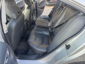Pelēks Volvo S60 2010 Rīga, ar dzinēja tilpumu 2.40 L un nobraukumu 207 tūkst. km par 5150 €, foto 9 vietnē AUTOMOTO.COM.LV