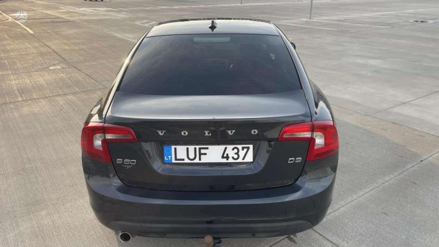 Pelēks Volvo S60 2010 Viļņa, ar dzinēja tilpumu 1.98 L un nobraukumu 244 tūkst. km par 5900 €, foto 7 vietnē AUTOMOTO.COM.LV