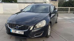 Pelēks Volvo S60 2010 Viļņa, ar dzinēja tilpumu 1.98 L un nobraukumu 244 tūkst. km par 5900 €, foto 15 vietnē AUTOMOTO.COM.LV