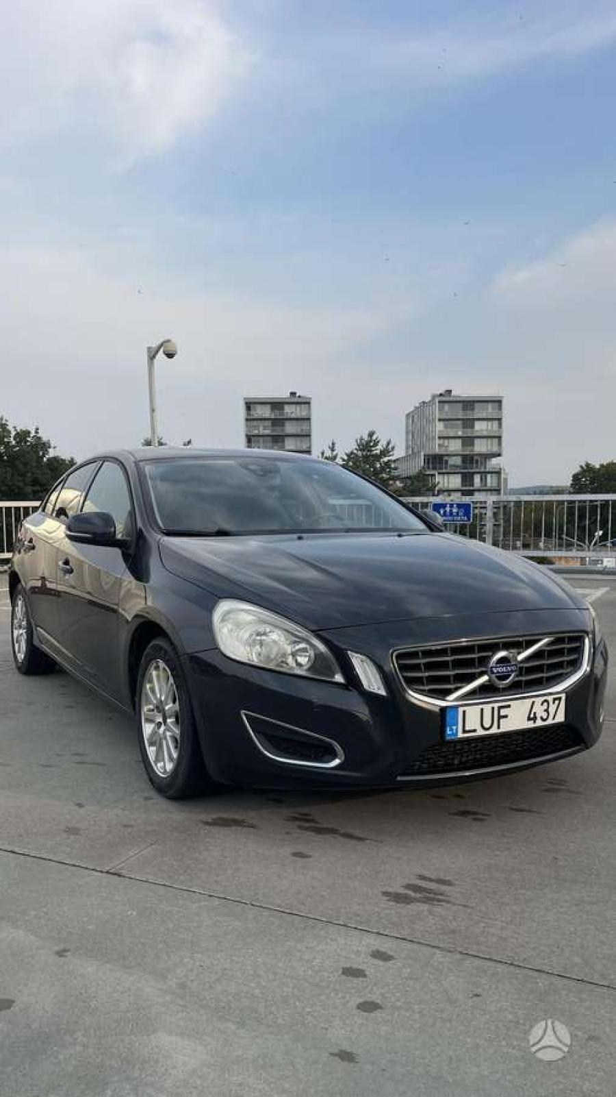 Pelēks Volvo S60 2010 Viļņa, ar dzinēja tilpumu 1.98 L un nobraukumu 244 tūkst. km par 5900 €, foto 16 vietnē AUTOMOTO.COM.LV