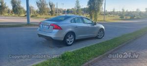 Pelēks Volvo S60 2010 Tartu, ar dzinēja tilpumu 2.40 L un nobraukumu 290 tūkst. km par 6499 €, foto 8 vietnē AUTOMOTO.COM.LV