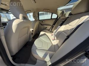 Grey Volvo S60 2011 in Riga, with an engine capacity of 2.00 L and mileage of 0 thousand km for 6890 €, photo 9 on AUTOMOTO.COM.LV