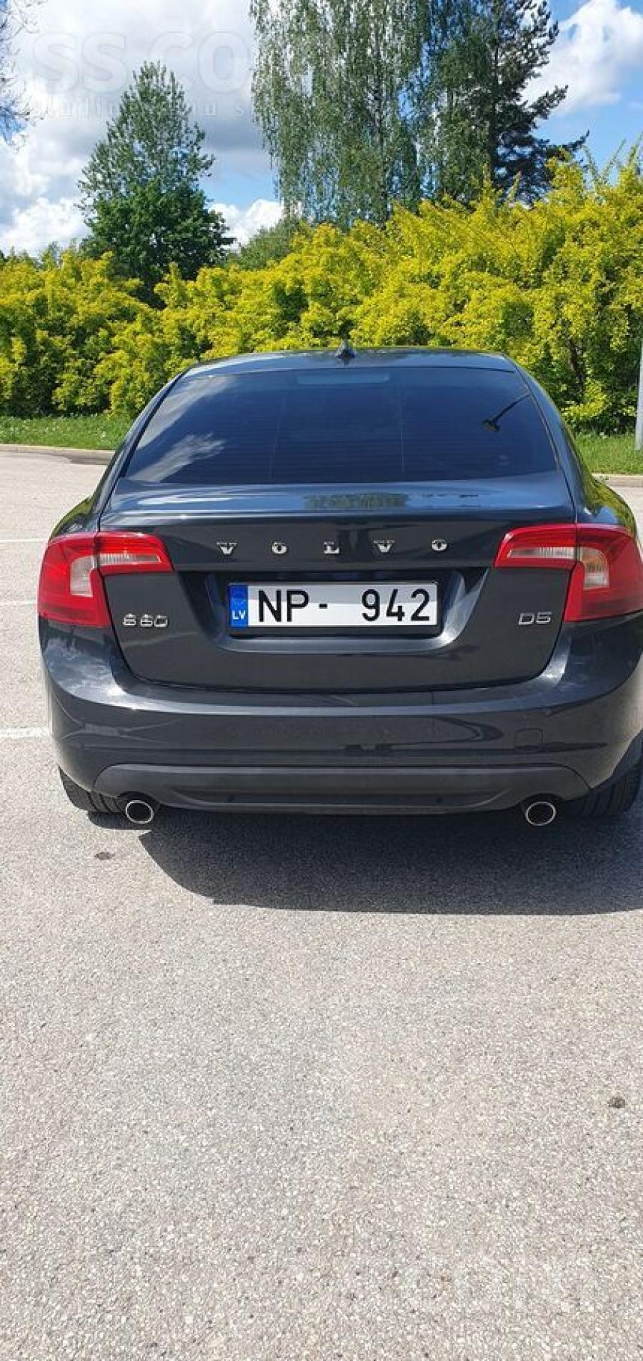 Grey Volvo S60 2011 in Jekabpils, with an engine capacity of 2.40 L and mileage of 257 thousand km for 6600 €, photo 2 on AUTOMOTO.COM.LV
