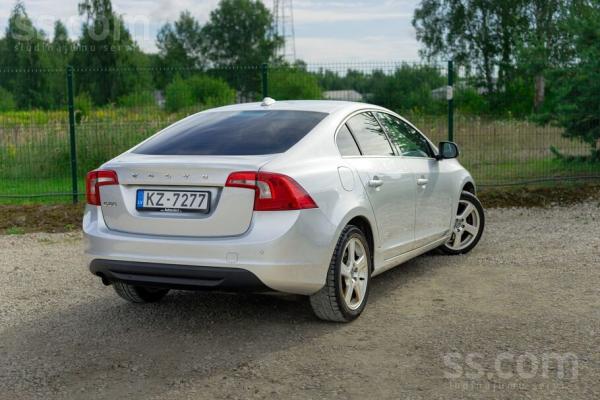 Grey Volvo S60 2011 in Riga, with an engine capacity of 2.00 L and mileage of 0 thousand km for 5290 €, photo 6 on AUTOMOTO.COM.LV
