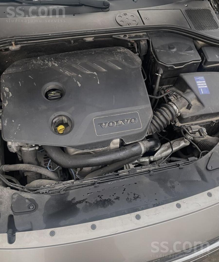 Grey Volvo S60 2011 in Riga, with an engine capacity of 1.60 L and mileage of 200 thousand km for 5700 €, photo 12 on AUTOMOTO.COM.LV