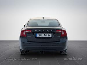 Grey Volvo S60 2011 in Parnu, with an engine capacity of 2.00 L and mileage of 291 thousand km for 4990 €, photo 5 on AUTOMOTO.COM.LV