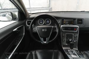 Pelēks Volvo S60 2011 Tartu, ar dzinēja tilpumu 2.00 L un nobraukumu 287 tūkst. km par 5990 €, foto 8 vietnē AUTOMOTO.COM.LV