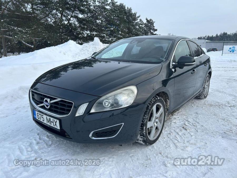 Pelēks Volvo S60 2011 Tallina, ar dzinēja tilpumu 2.40 L un nobraukumu 289 tūkst. km par 5990 €, foto 1 vietnē AUTOMOTO.COM.LV
