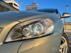Pelēks Volvo S60 2011 Rīga, ar dzinēja tilpumu 2.00 L un nobraukumu 263 tūkst. km par 5990 €, foto 9 vietnē AUTOMOTO.COM.LV