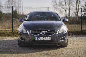Pelēks Volvo S60 2011 Rīga, ar dzinēja tilpumu 2.00 L un nobraukumu 349 tūkst. km par 6390 €, foto 3 vietnē AUTOMOTO.COM.LV