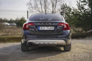 Pelēks Volvo S60 2011 Rīga, ar dzinēja tilpumu 2.00 L un nobraukumu 349 tūkst. km par 6390 €, foto 6 vietnē AUTOMOTO.COM.LV