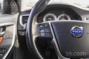 Pelēks Volvo S60 2011 Rīga, ar dzinēja tilpumu 2.00 L un nobraukumu 349 tūkst. km par 6390 €, foto 16 vietnē AUTOMOTO.COM.LV
