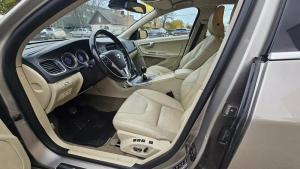 Grey Volvo S60 2011 in Riga, with an engine capacity of 2.00 L and mileage of 208 thousand km for 5750 €, photo 10 on AUTOMOTO.COM.LV