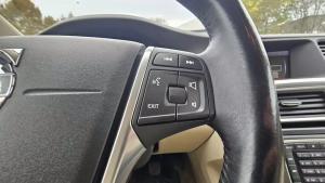 Grey Volvo S60 2011 in Riga, with an engine capacity of 2.00 L and mileage of 208 thousand km for 5750 €, photo 17 on AUTOMOTO.COM.LV