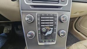 Grey Volvo S60 2011 in Riga, with an engine capacity of 2.00 L and mileage of 208 thousand km for 5750 €, photo 19 on AUTOMOTO.COM.LV