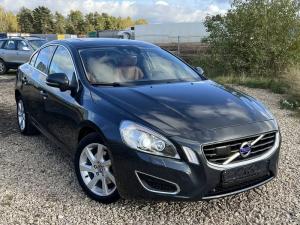 Grey Volvo S60 2011 in Riga, with an engine capacity of 2.00 L and mileage of 247 thousand km for 7995 €, photo  on AUTOMOTO.COM.LV