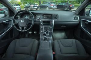 Pelēks Volvo S60 2011 Rīga, ar dzinēja tilpumu 2.00 L un nobraukumu 325 tūkst. km par 5000 €, foto 20 vietnē AUTOMOTO.COM.LV