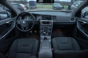 Pelēks Volvo S60 2011 Rīga, ar dzinēja tilpumu 2.00 L un nobraukumu 325 tūkst. km par 5000 €, foto 22 vietnē AUTOMOTO.COM.LV